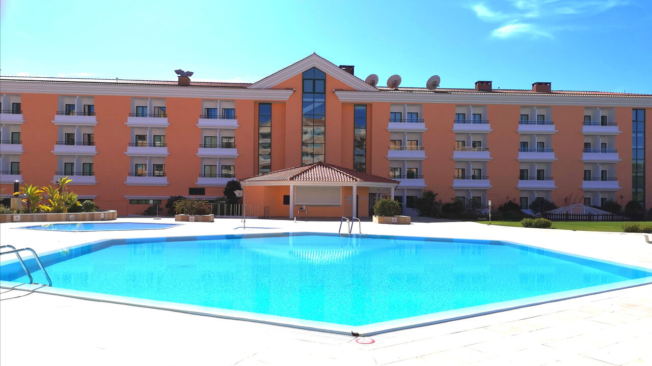 Riviera Hotel Carcavelos Directory - Riviera Hotel Carcavelos